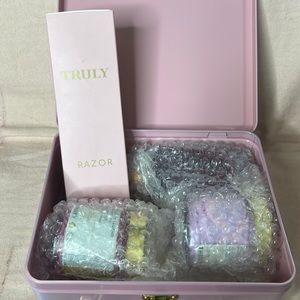 TRULY | Bath & Body | Truly Smooth Legend Shave Setnib | Poshmark